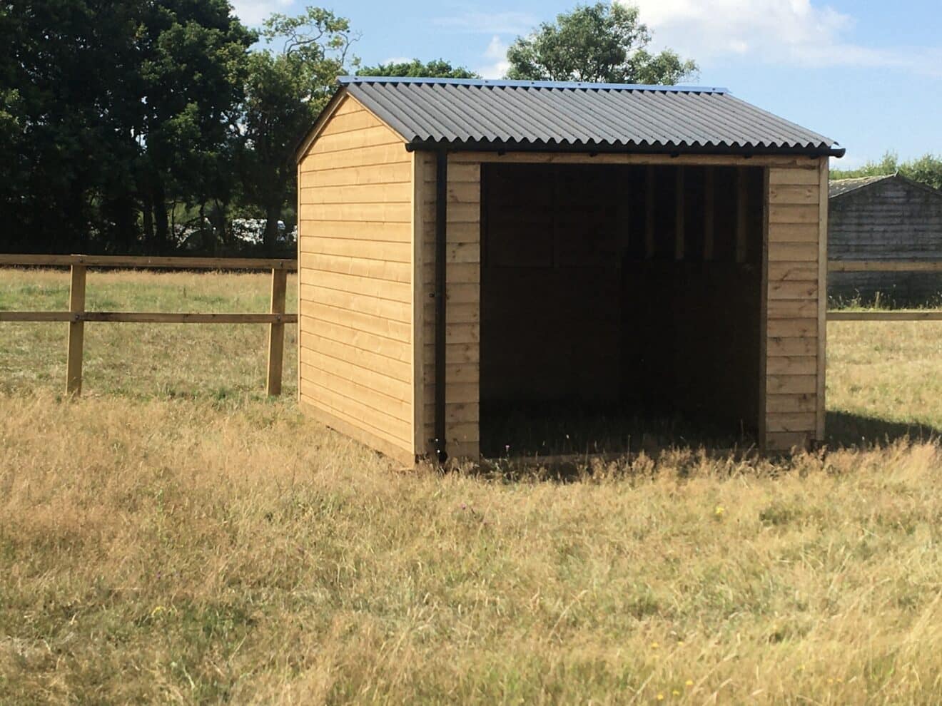 Bespoke Mobile Field Shelters | Made Sustainably in the UK