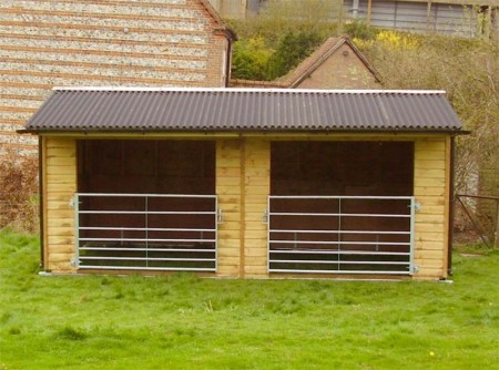 Mobile Field Shelter Metal Gate - Prime Stables