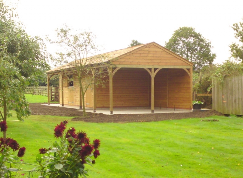 Wooden lean-to garden room buildings | Prime Stables