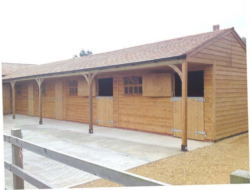 Stable Blocks – Premier Range – Stables and Pony Box – Felt Shingles ...